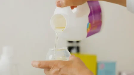 Detergent ecologic lichid pentru rufe albe si colorate neutru 20L Sonett